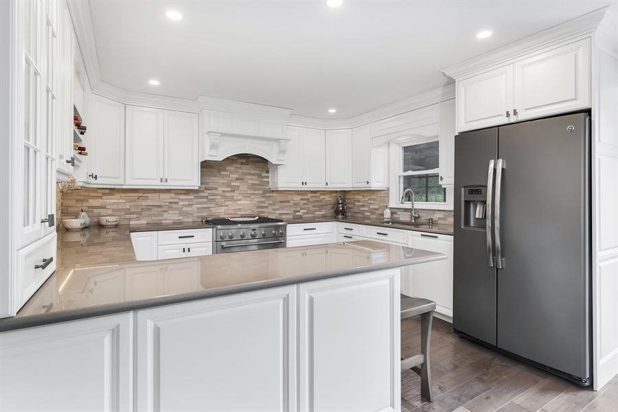 | Design Line Kitchens