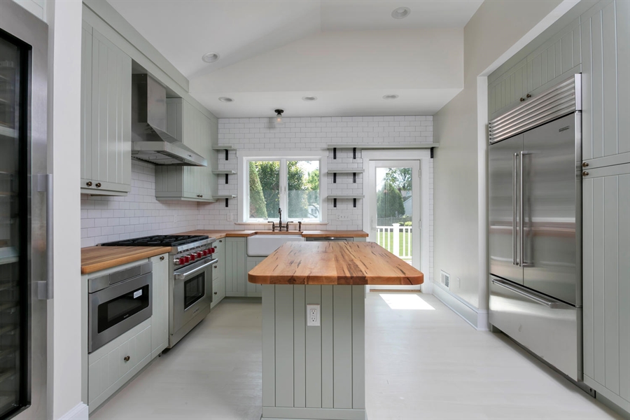 | Design Line Kitchens