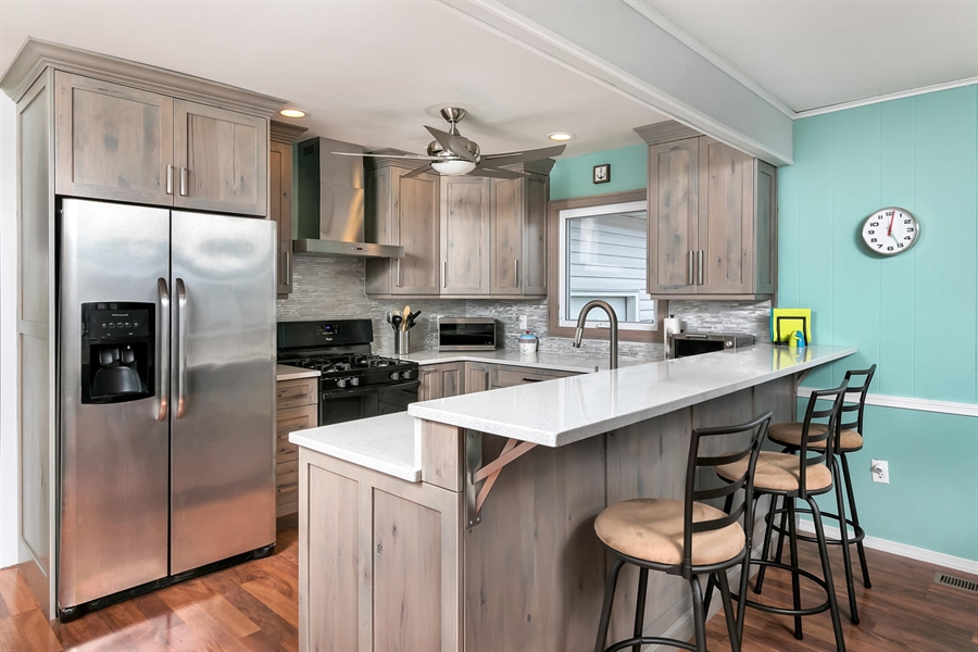 | Design Line Kitchens