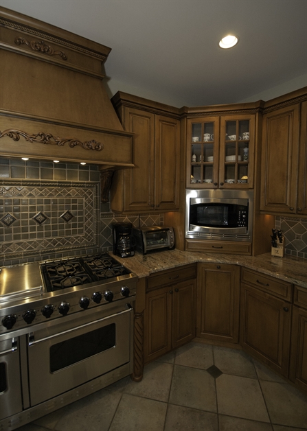 Light Stained with Glaze Kitchen - Design Line Kitchens in Ocean, NJ